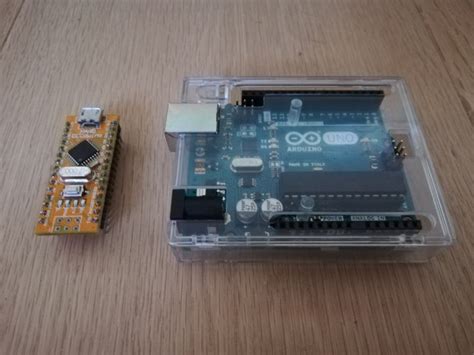Arduino Uno R3 Z Ohišjem Nano