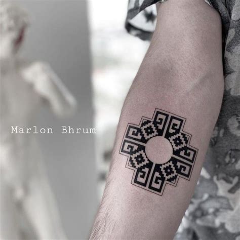 Pin By Chiara Valenti On Ornamental Tattoo Hand Tattoos For Guys