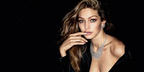 Gigi Hadid Wallpaper Hd Celebrities K Wallpapers Images And Background Wallpapers Den