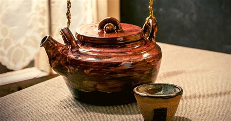 Ceramic Teapots What Do They Look Like Their Benefits And How To Use Them It S Never Not