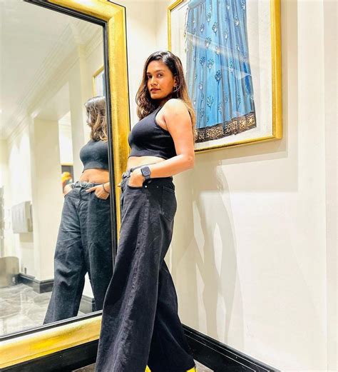 Shivani Joshi Indian Escort In Kolkata