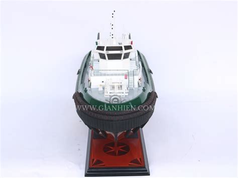 Caden Foss Tugboat Models Gia Nhiên