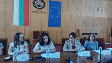 Янтра ДНЕС Live Улесняват гражданите при издаване на удостоверения за акт за държавна