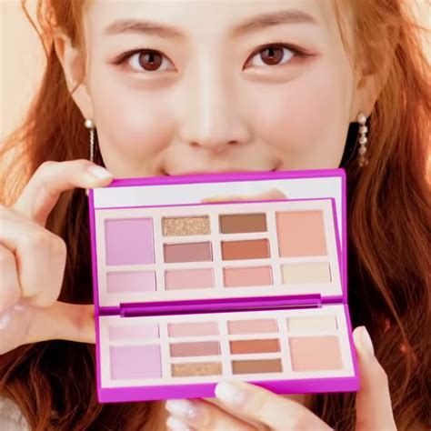 네이처리퍼블릭 퍼플언니 X 퍼플팔레트 환상 케미 코랄리즘 룩 공개 Youtube