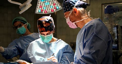 La sanidad andaluza realiza más de 1.200 operaciones quirúrgicas al día ...