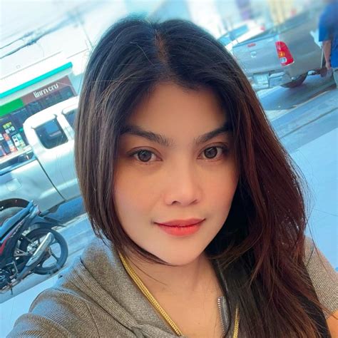 เถียงบ่สู้มันดอกสู5555 สาวอีสานอินดี้ แฟนเพจ Facebook