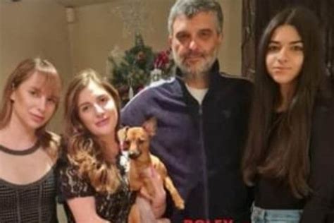 Тодор Славков подари Ролекс на щерката за Коледа