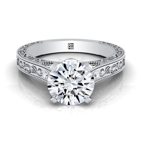 Reasons To Go With A Solitaire Engagement Ring