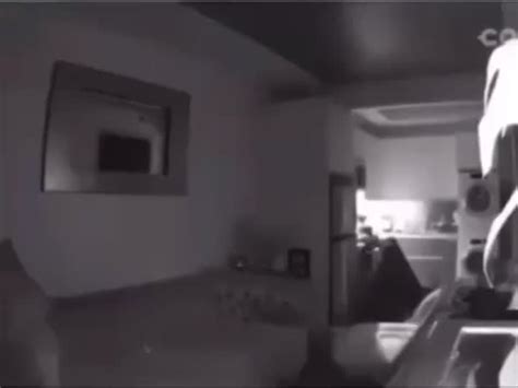 Shitbird Beating His Girlfriend Crazy Shit