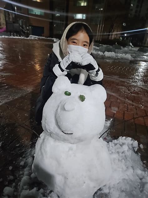 사교육 관심 애초에 없었고 대신 책읽고 글쓰고 용돈기입장 쓰는것만 얘기했어 이제 초6 되는데 공부해라 잔소리 한 적은 없는거 같아 수학 영어 잘하면 물론 좋지 하지만