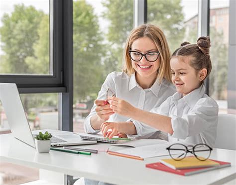 The Red Maple School