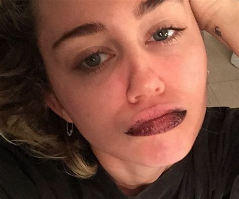 Miley Cyrus To Perform All Nude Concert The Hollywood Gossip