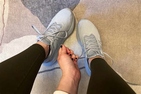 The Best Running Shoes For Plantar Fasciitis According To Podiatrists