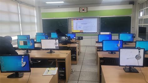 영광교육지원청 새학기 준비를 위한 학교 컴퓨터실 Pc 정비 마쳐