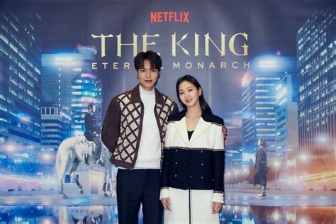 The King: Eternal Monarch - Photo Gallery (Drama, 2020, 더 킹 : 영원의 군주) in 2021 | Lee min ho ...
