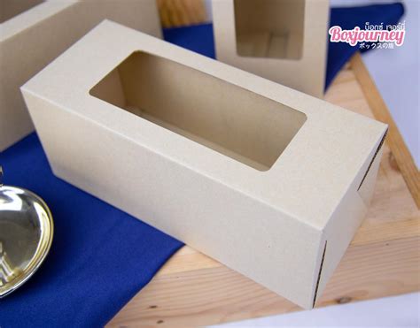 กล่องลูกฟูกพรีเมี่ยม มีหน้าต่าง 10x10x25 ซม ขนาด กว้าง 10 X ยาว 10 X สูง 25 ซม แพคละ 20ใบ