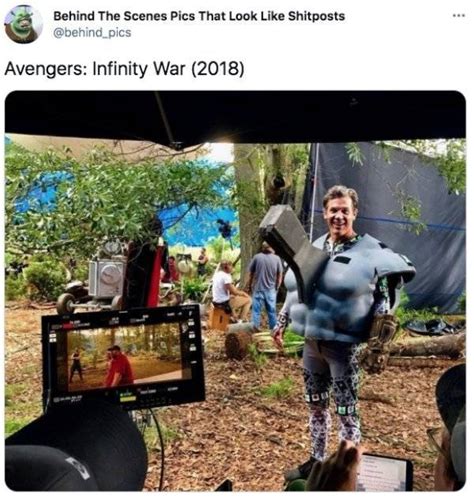 28 Weird Behind The Scenes Photos Barnorama