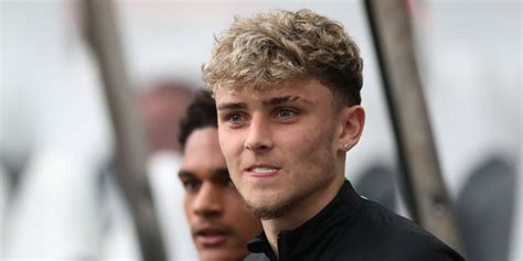 Bobby Clark Blonde Mickey Rourke On Location For The Wrestler On