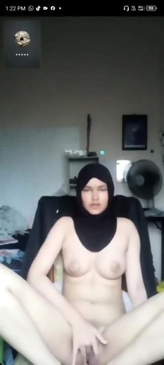 Awek Tudung Vc Dengan Pakwe 3 Eporner