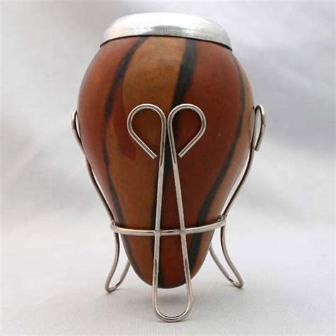 Calebasse Décorée Sur Pied