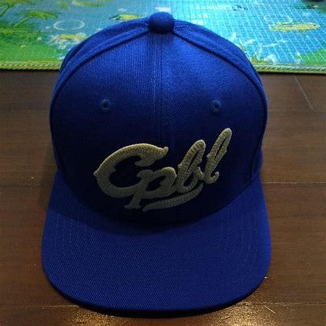 （稀少）中華職棒cpbl 25週年紀念全封寶藍色球帽（l） 蝦皮購物