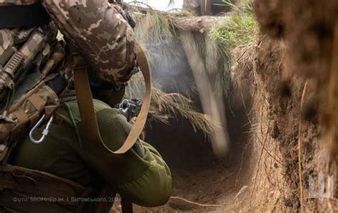 За добу на фронті відбулося 103 боєзіткнення