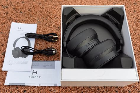 Обзор Harper HB-715: доступные накладные наушники с шумоподавлением ...