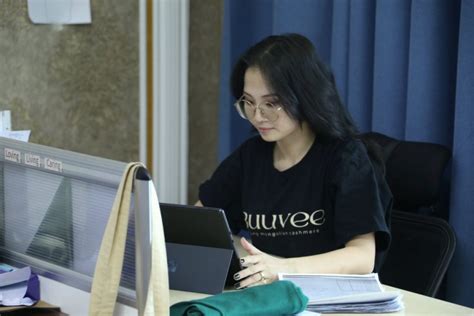 “buuvee” брэндийн үйлдвэрт Монгол Улсын Ерөнхийлөгчийн Үйлдвэр үйлчилгээний бодлогын зөвлөх Ч