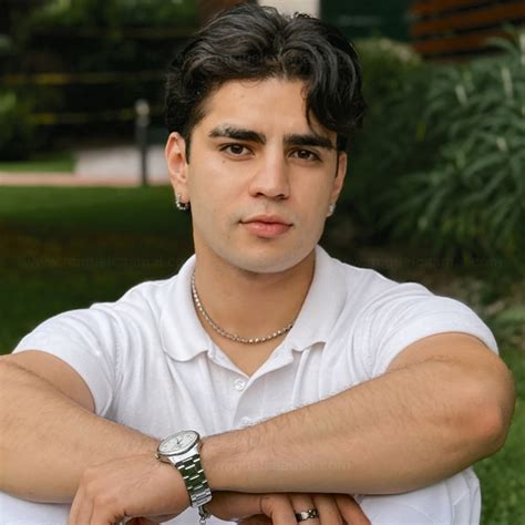 Panter Bélico Biografía