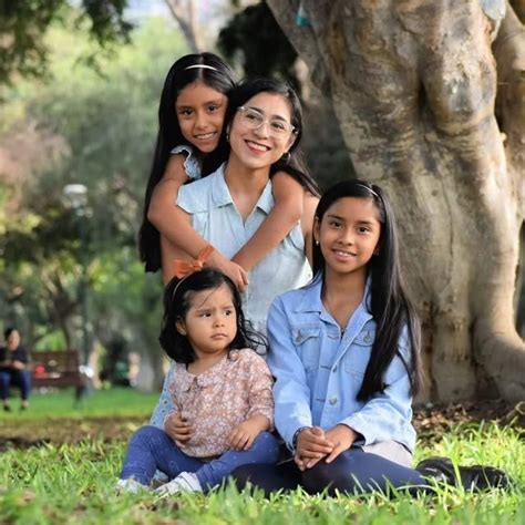 Adriana Trejomamá Estresada Estresadape • Threads Say More