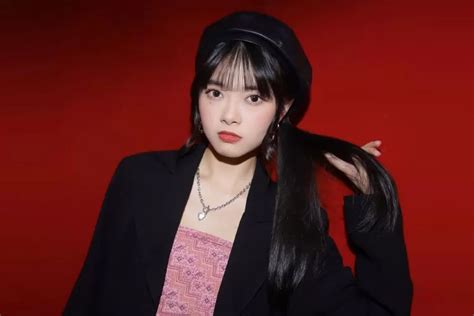 Fiony Jkt Gen Berapa Ini Profil Biodata Umur Agama Asal Mana