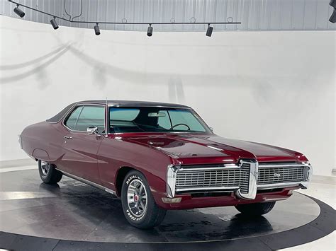 1968 Pontiac Grand Prix Basil Classics
