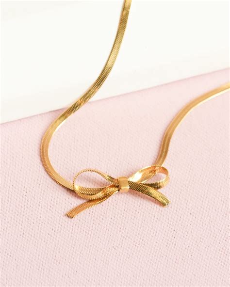 Gold Bow Necklace