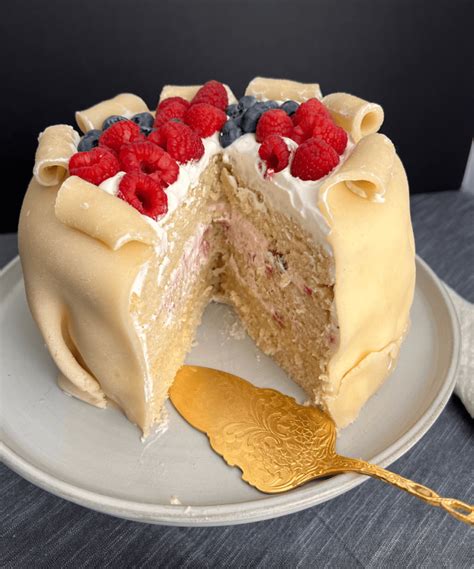 Norvegan Marsipankake Arctic Grub