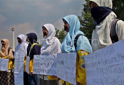 Tutup Mulut Antara Foto