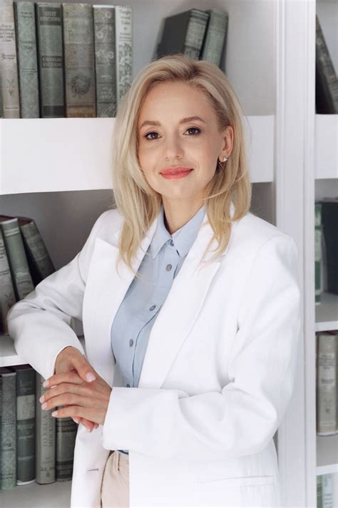 деловое фото женский портрет контент для бизнеса Деловое фото Портрет Женский портрет