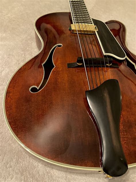 Eastman Ar810ce 7 String Archtop Tobacco Burst Reverb Eastman Ar810ce 7 String Archtop Tobacco Burst Reverb