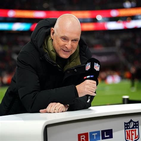Rtl Frank Buschmann Steigt Bei Nfl Aus Kommentator Will Kürzertreten Tv Wunschliste
