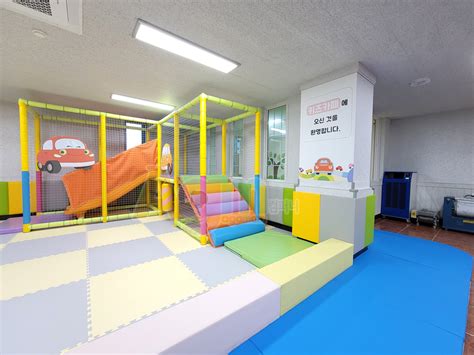 안전쿠션and놀이시설 전문브랜드~아가맘 강경제일교회키즈카페 스틸놀이시설외