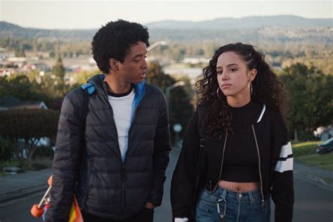 Trinkets Season 2 Ending Explained Ps Entertainment