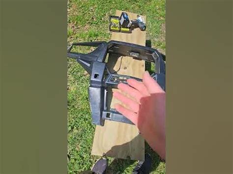 how to paint atv plastics - YouTube
