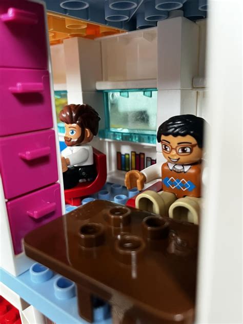 Impossible Triangle R Duplo