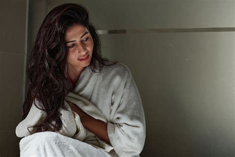 Air Drying Vs Heat Which Is Better For Your Hair The Answer May Surprise You