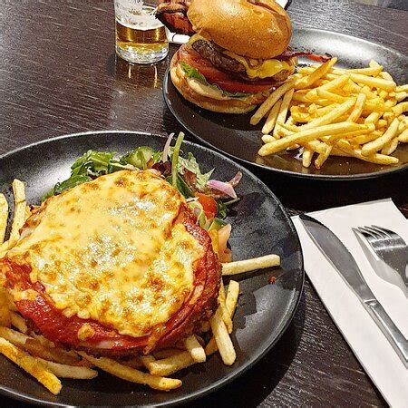 Australian Hotel Yass Bistro Menu Prices And Restaurant Reviews