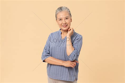 늙은 여자 이미지 사진 무료 다운로드 Lovepik