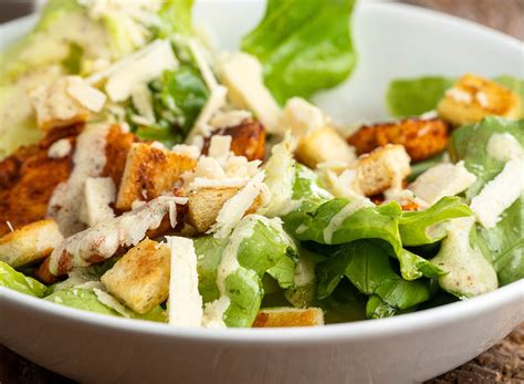 How To Make The Best Caesar Salad According To Chefs