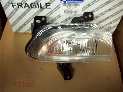2015 Jeep Renegade Right Passenger Park Turn Signal Lamp Assembly