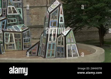 Origami Structure Stock Videos And Footage Hd And 4k Video Clips Alamy