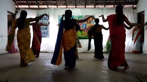 ලෝක ළමා දින සැමරුම 2022 ද්විතීක අංශයේ ගුරුභවන්ගේ නර්තනය Youtube