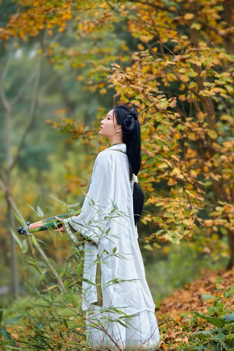 年年Nnian Autumn photos Cosplaytele